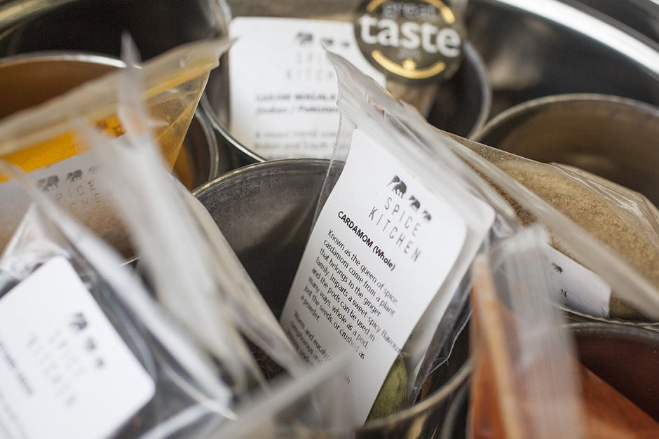 Monisha Bharadwaj 'The Indian Cookery Course ' Signed Copy & Spice Tin ...